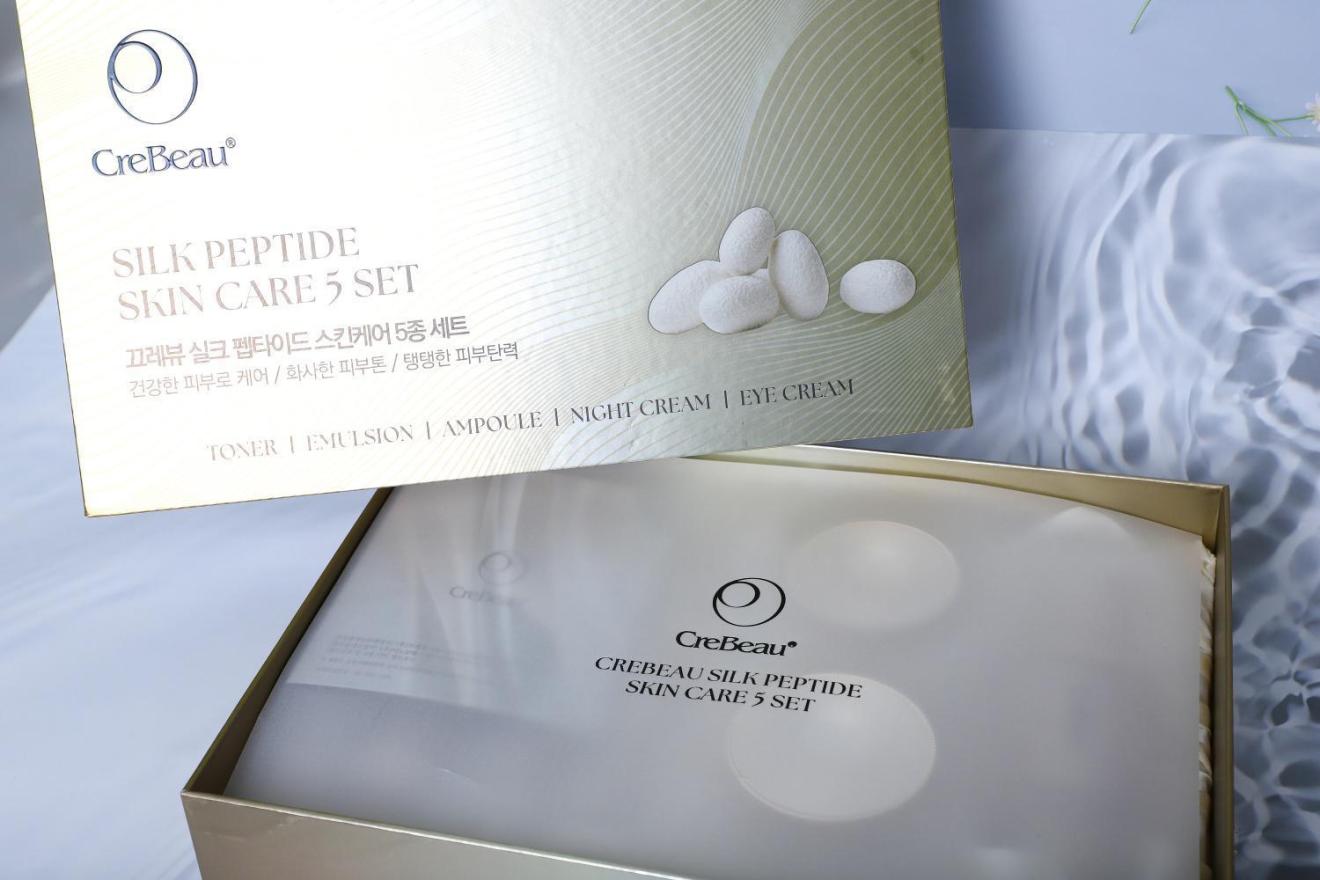 CreBeau a five-piece set Silk Peptide Skincare - Dr PaceLeader